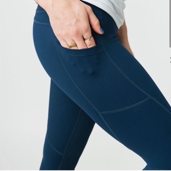 ZYIA | Pants & Jumpsuits | Zyia Active Light N Tight Capri | Poshmark